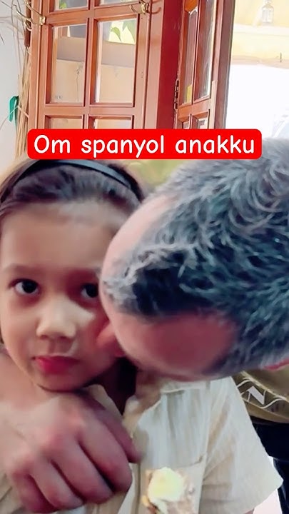 Om spanyol ponakan Indonesia #vlogspanyol #bulespanyol #plangioliver - YouTube