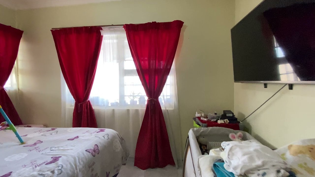 R 1379 YouTube r-1379-youtube
