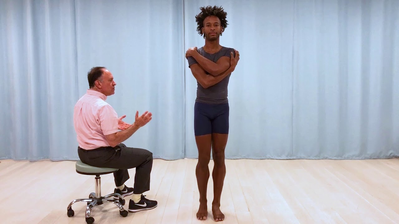 Trendelenburg Gait Assessment - YouTube