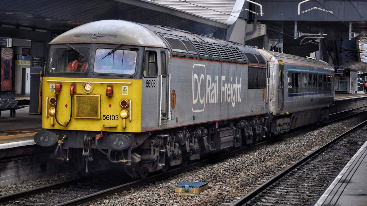 DC rail class 56 | 56103 departs Reading station with Chiltern mk3 31 ...
