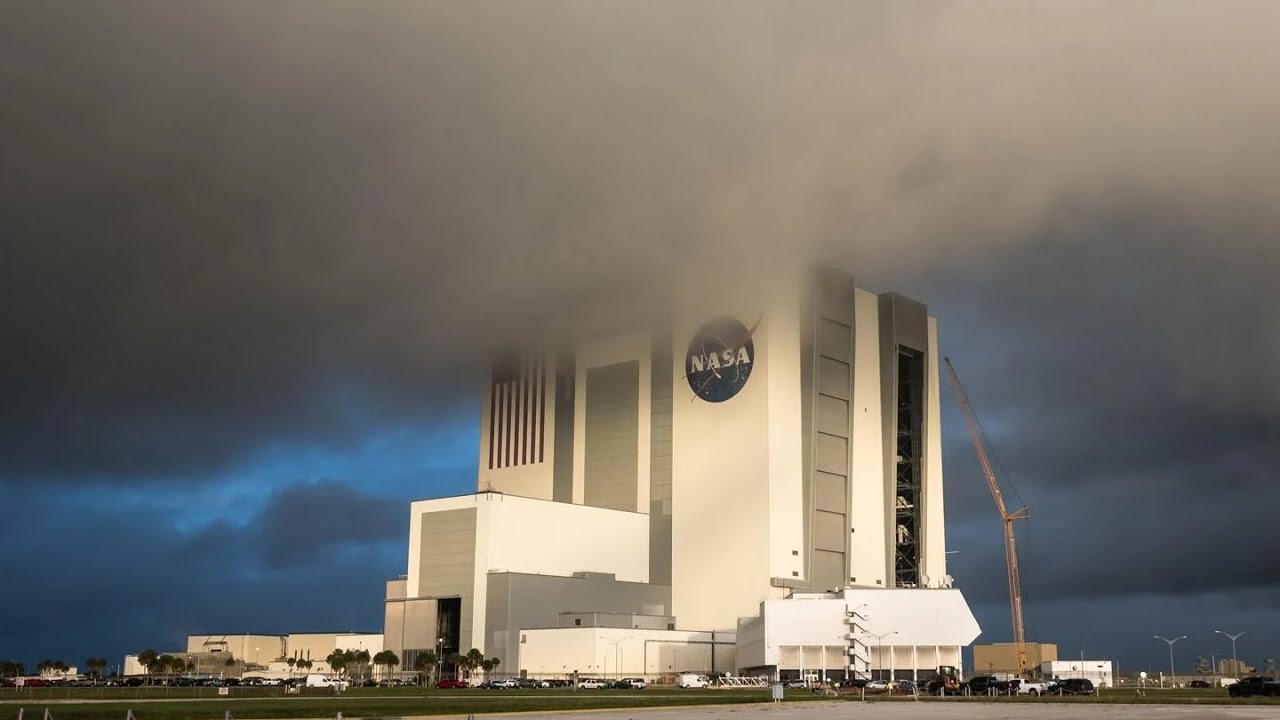 This Building Has Its Own Weather - YouTube