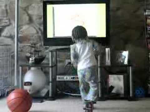 Cutest little 'Map Song Dance' - Dora the Explorer - YouTube