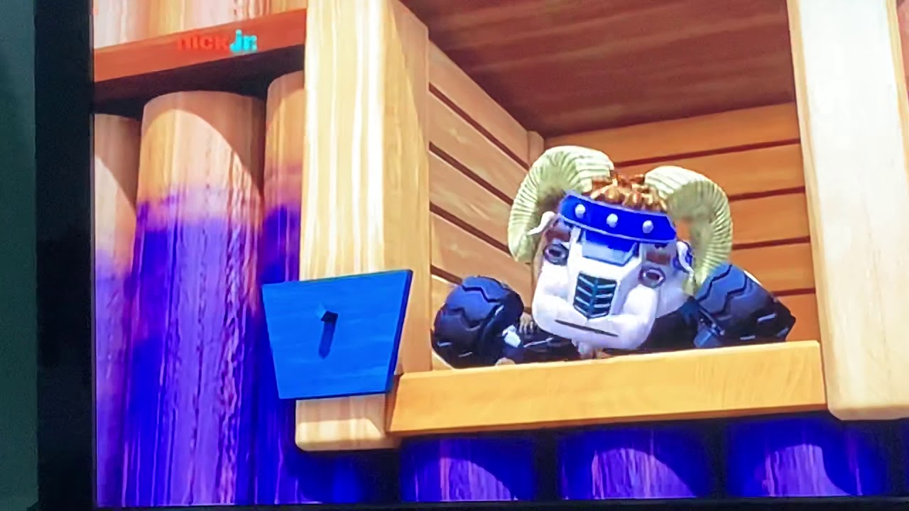 Blaze And The Monster Machines - Royal Rescue - Danger: Big Horn ...