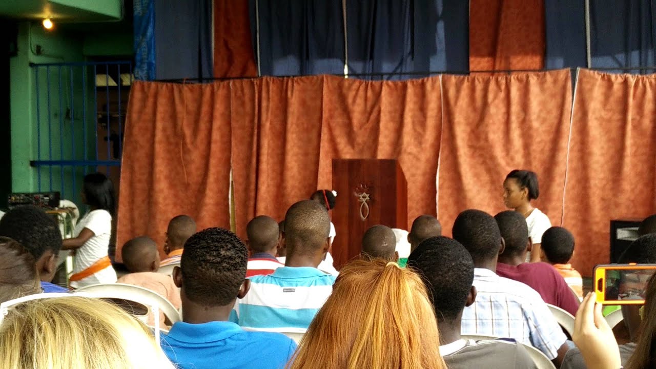 Dominican Republic - Hosanna (Body Worship) - YouTube