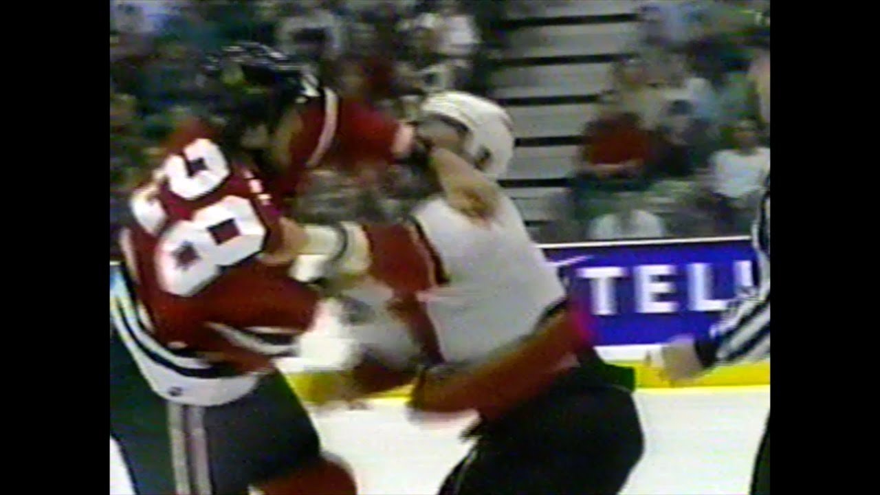 Mark Bell Vs. Derek Morris Nov. 15th, 2001 - YouTube