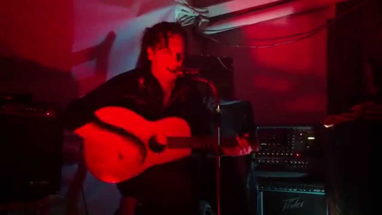 Jesse Reece au Cévenol à Saint Ambroix 04 - YouTube