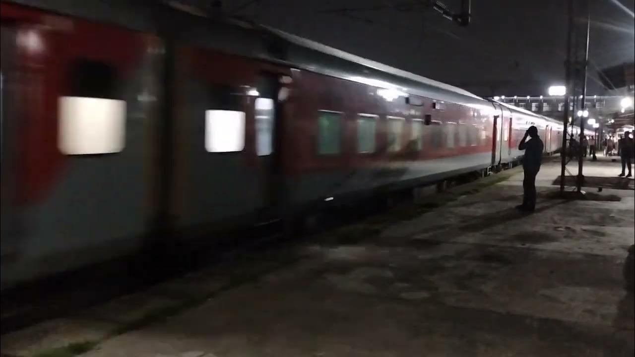 12310 Rajendra Nagar Terminal Tejas Rajdhani Express Skipping (GOY) at Full Speed @railgyankosh ...