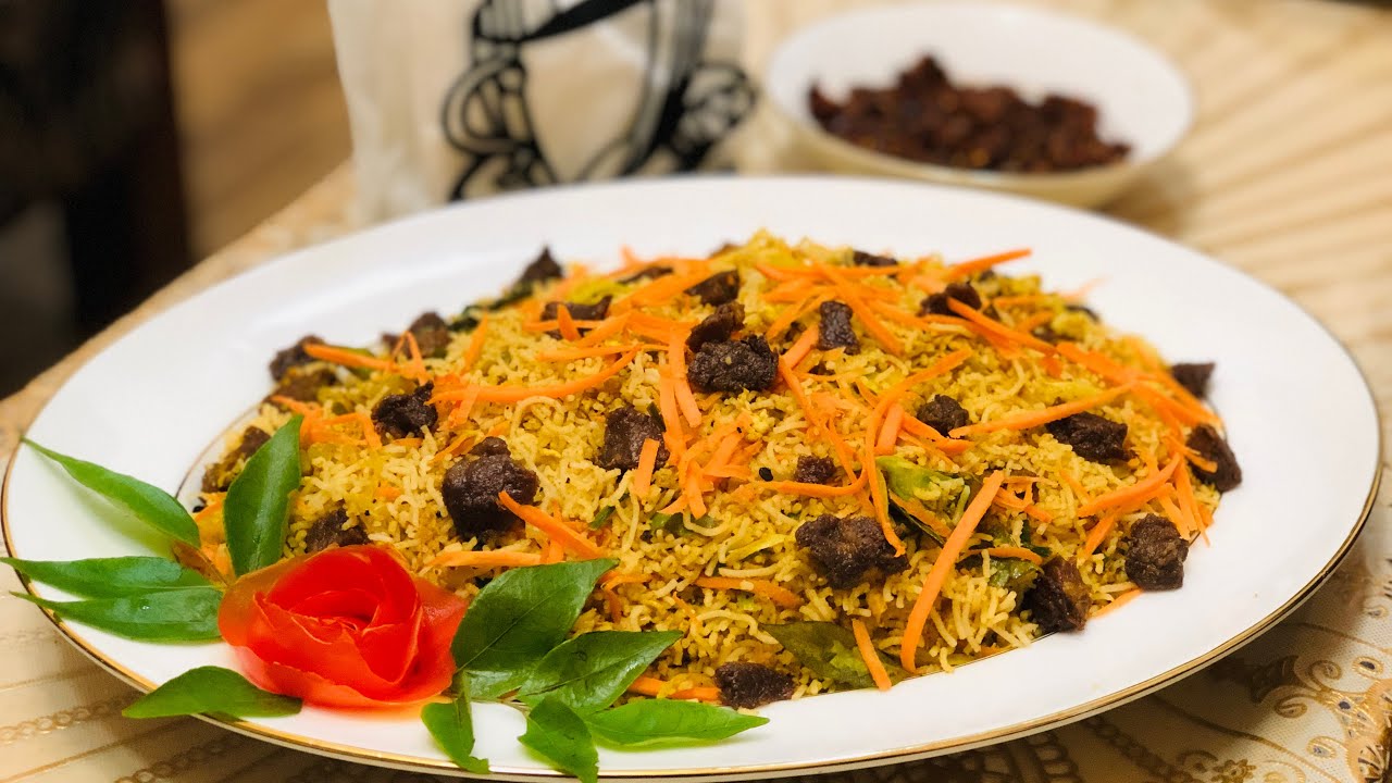 How to make Restaurant Style beef string hopper kothu|இடியாப்ப கொத்து ...