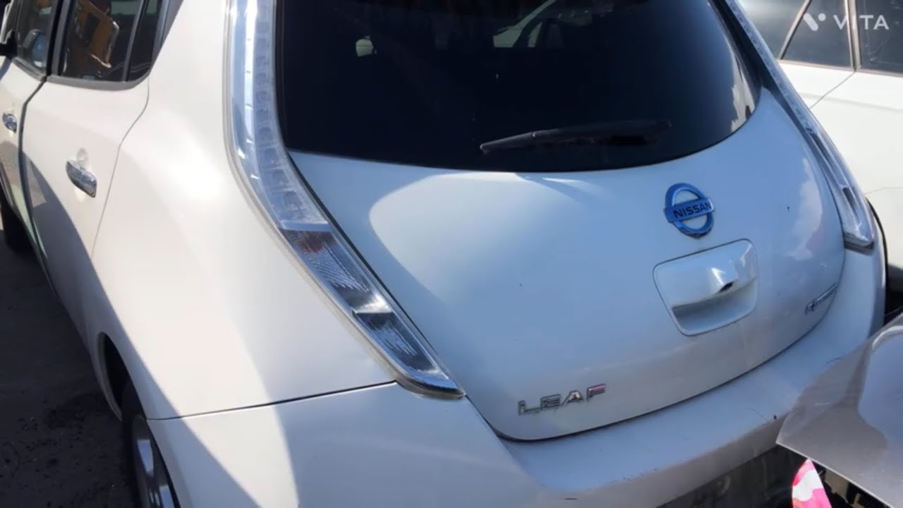 Nissan Leaf Obd location in 20 sec - YouTube