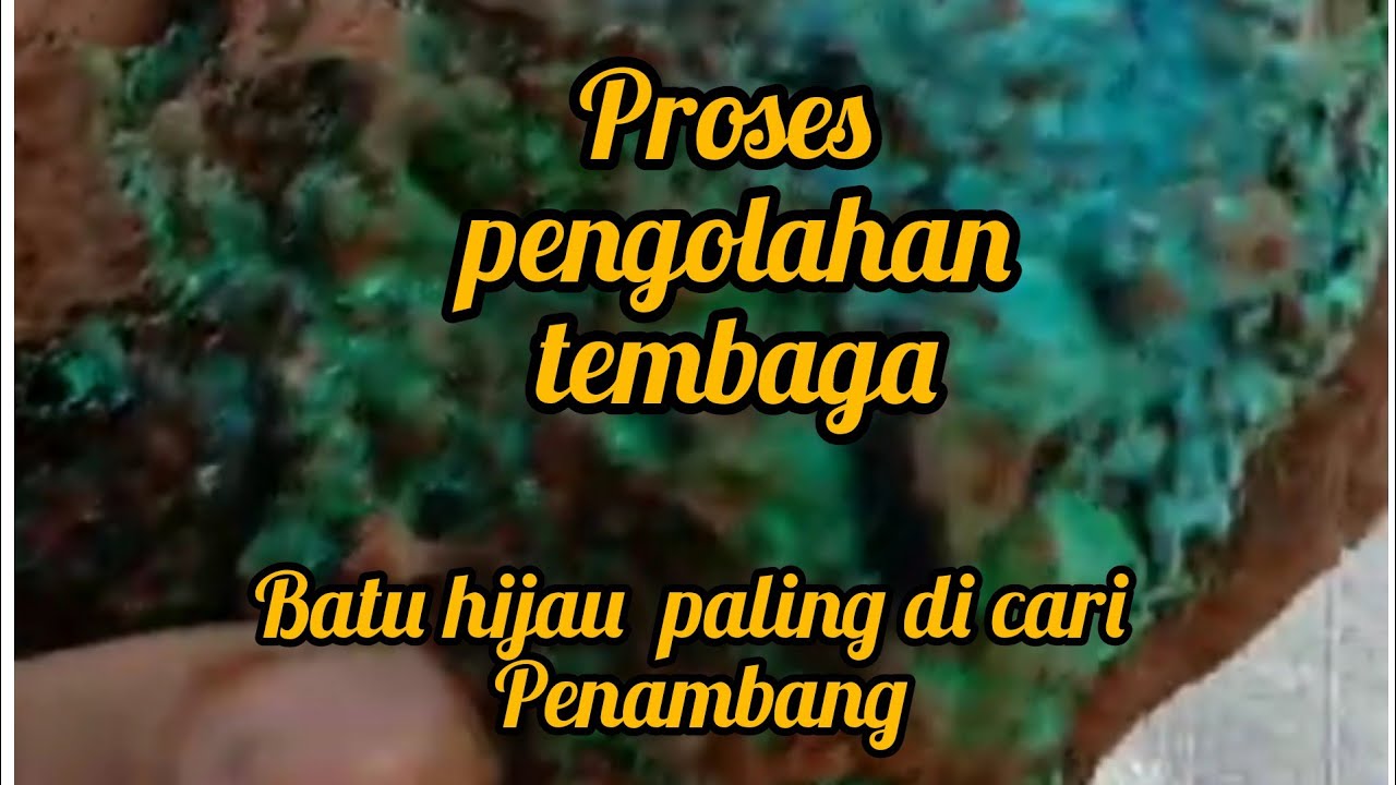 batu tembaga di lebur menjadi tembaga batangan dengan tungku sederhana ...