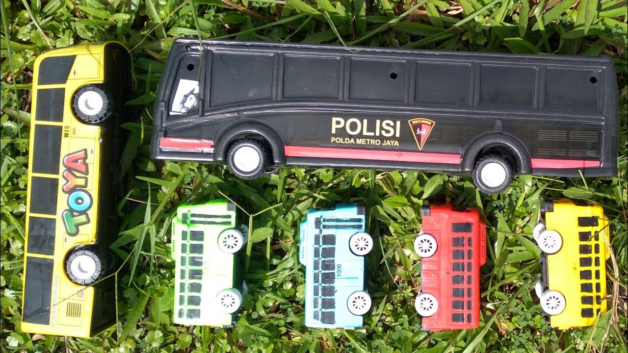 Menemukan bus polisi, bus tayo warna kuning, tayo warna biru, tayo ...
