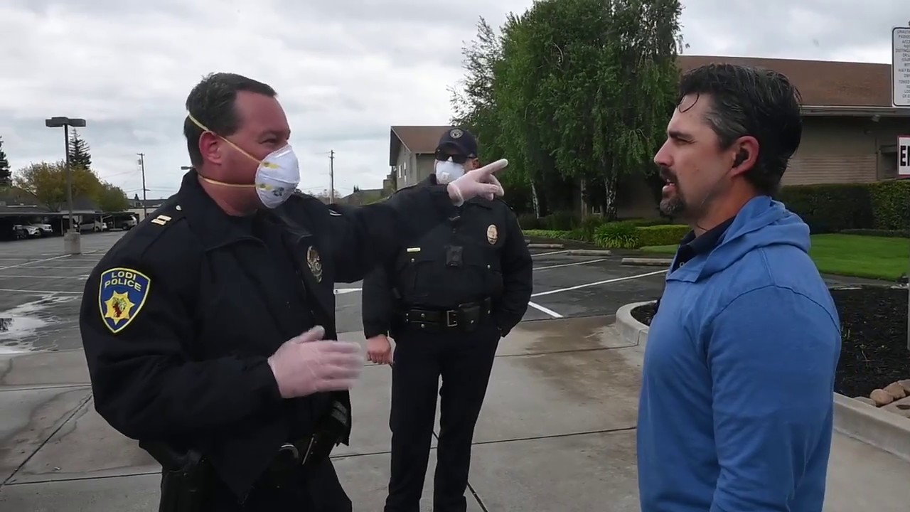 Watch as police block church services on Palm Sunday amid coronavirus ...