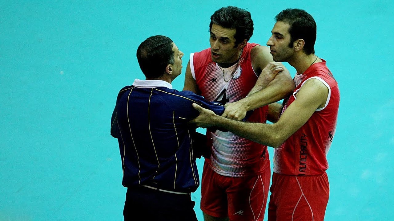 TOP 10 Worst Referee Mistakes in Volleyball History (HD) - YouTube