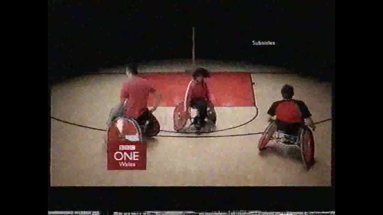 BBC One Wales Continuity (22 September 2002) - YouTube