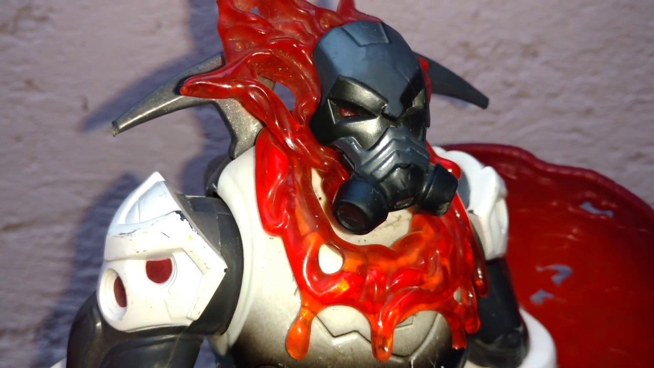 Toxzon Espiral Tóxico Max Steel - YouTube