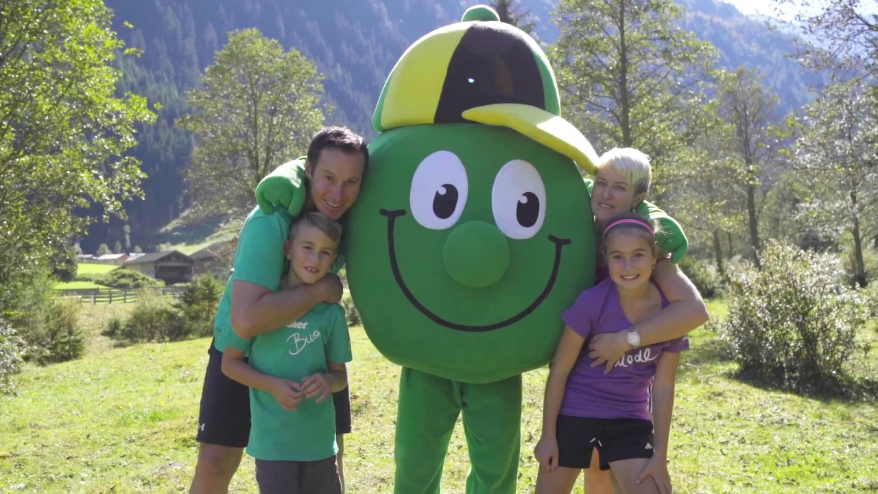 Manni Pranger und TIROLI: Spiel & Spaß bei Versteinerte Hexe - YouTube