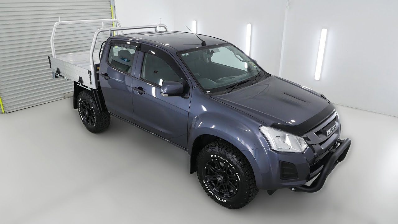 ISUZU D-MAX 4x4 SX Crew Cab Chassis Hi-Ride Obsidian Grey Auto Ute ...