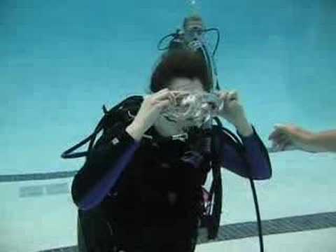 Mary demonstrates Mask Clearing at SCUBA Practice - YouTube
