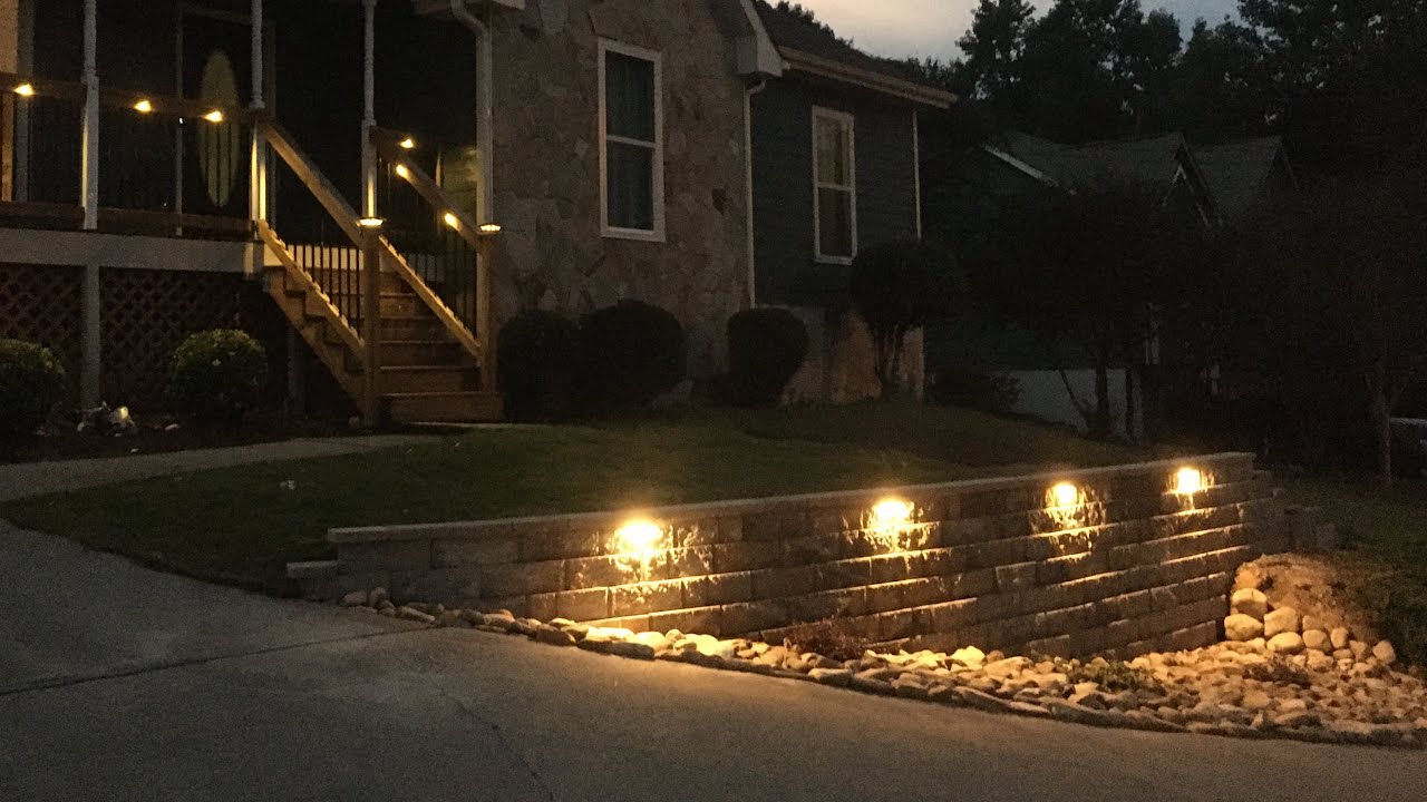 Retaining Wall Accent Lights
