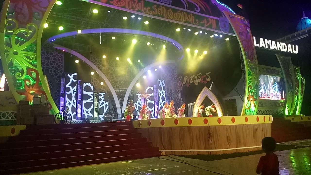 TARI HADRAH Terbaik II FSQ Prov. Kalteng 2018 (Al-Karomah) - YouTube