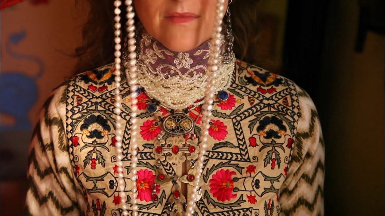 Anna Hoffman's Instagram, Twitter & Facebook on IDCrawl