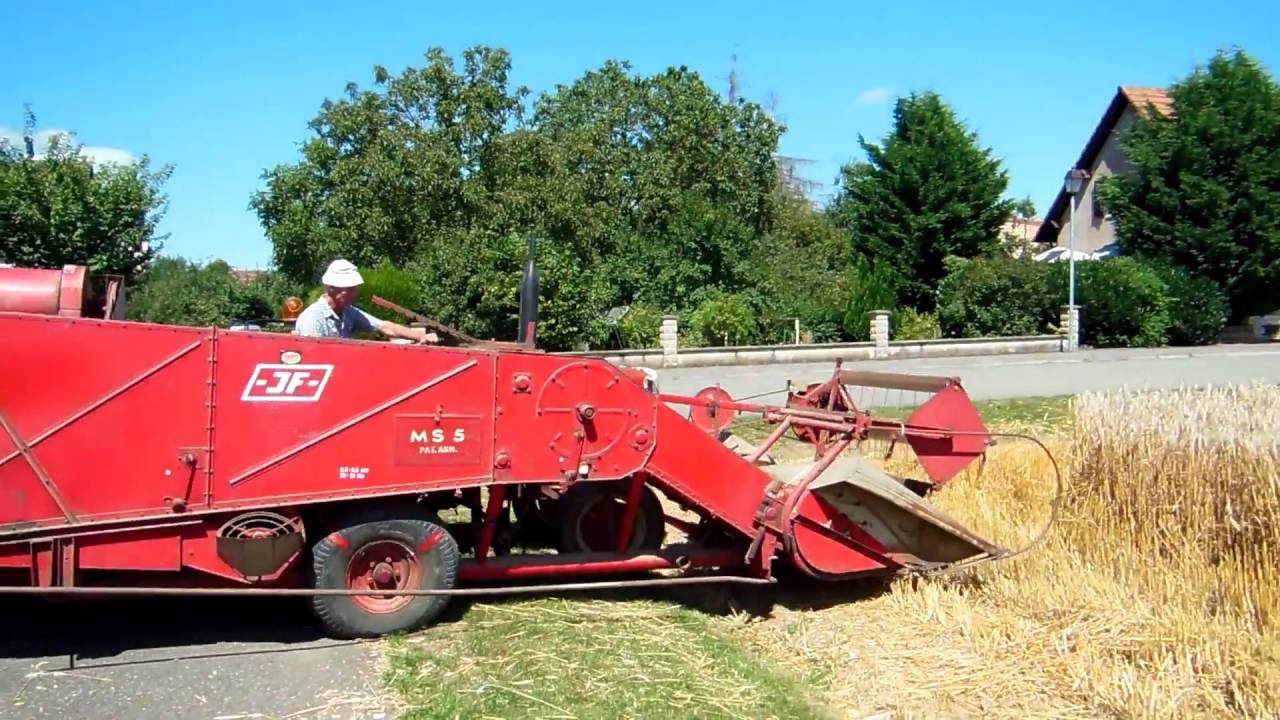 Moissonneuse JF - YouTube