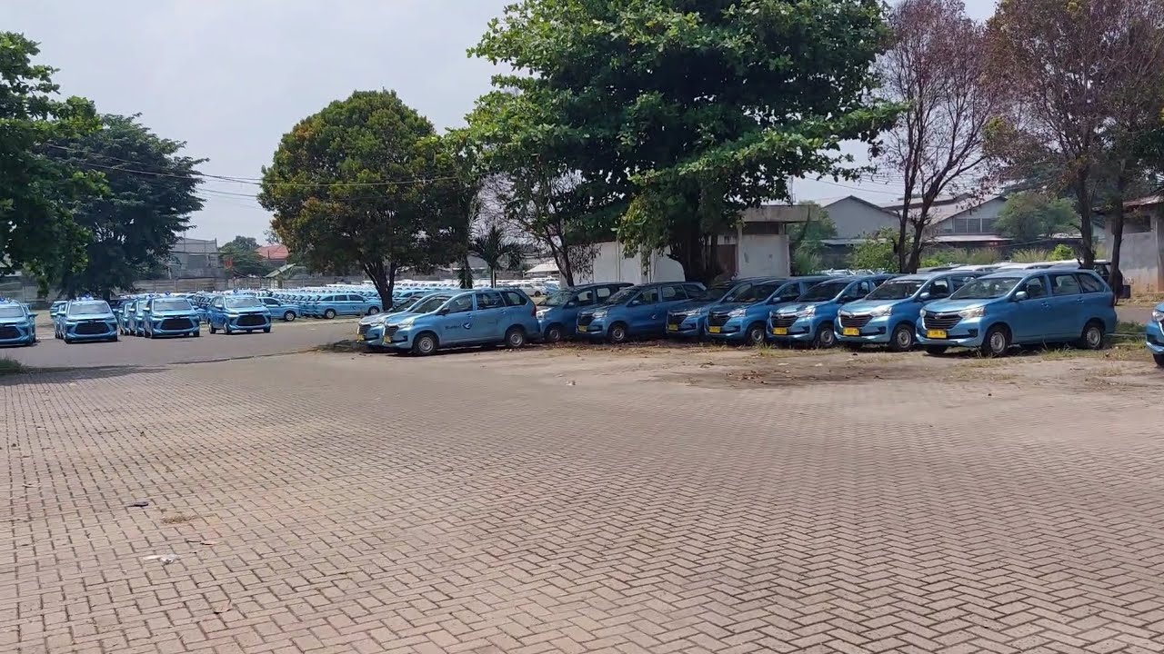 Langsung Dari Pusat Produksi Mobil Jual Ex Bluebird!!! - YouTube