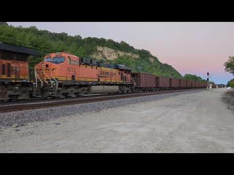 BNSF 6546 w/taconite return (cell phone video) 9/3/22 - YouTube