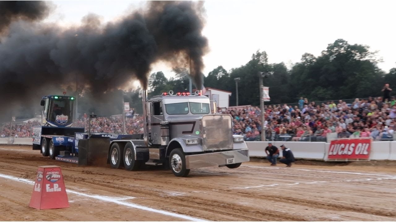 Truck Pulls Pro Stock Big Rig Semis The Buck Motorsports Park Full Pull ...