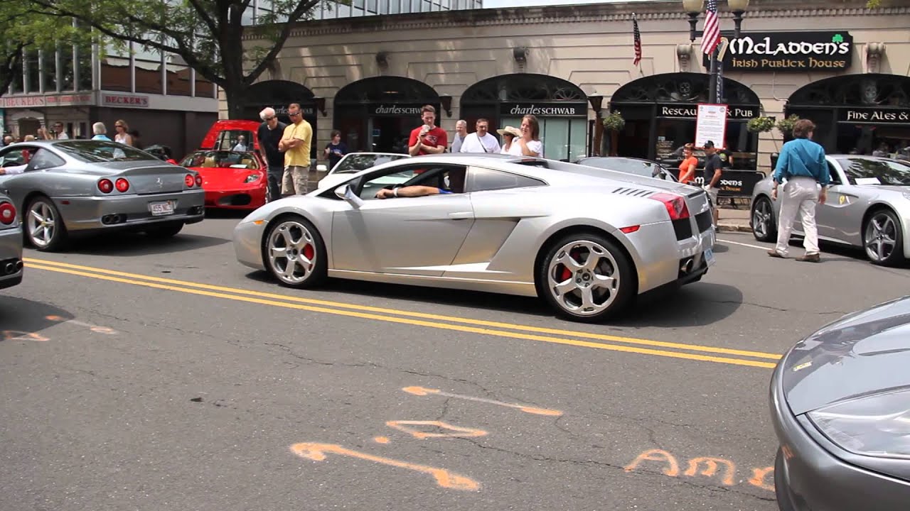 Lamborghini Gallardo Out-Revving a line up of Ferrari! - YouTube
