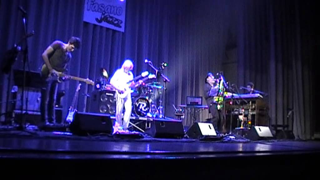 Aldo Tagliapietra David Jackson & Band - YouTube