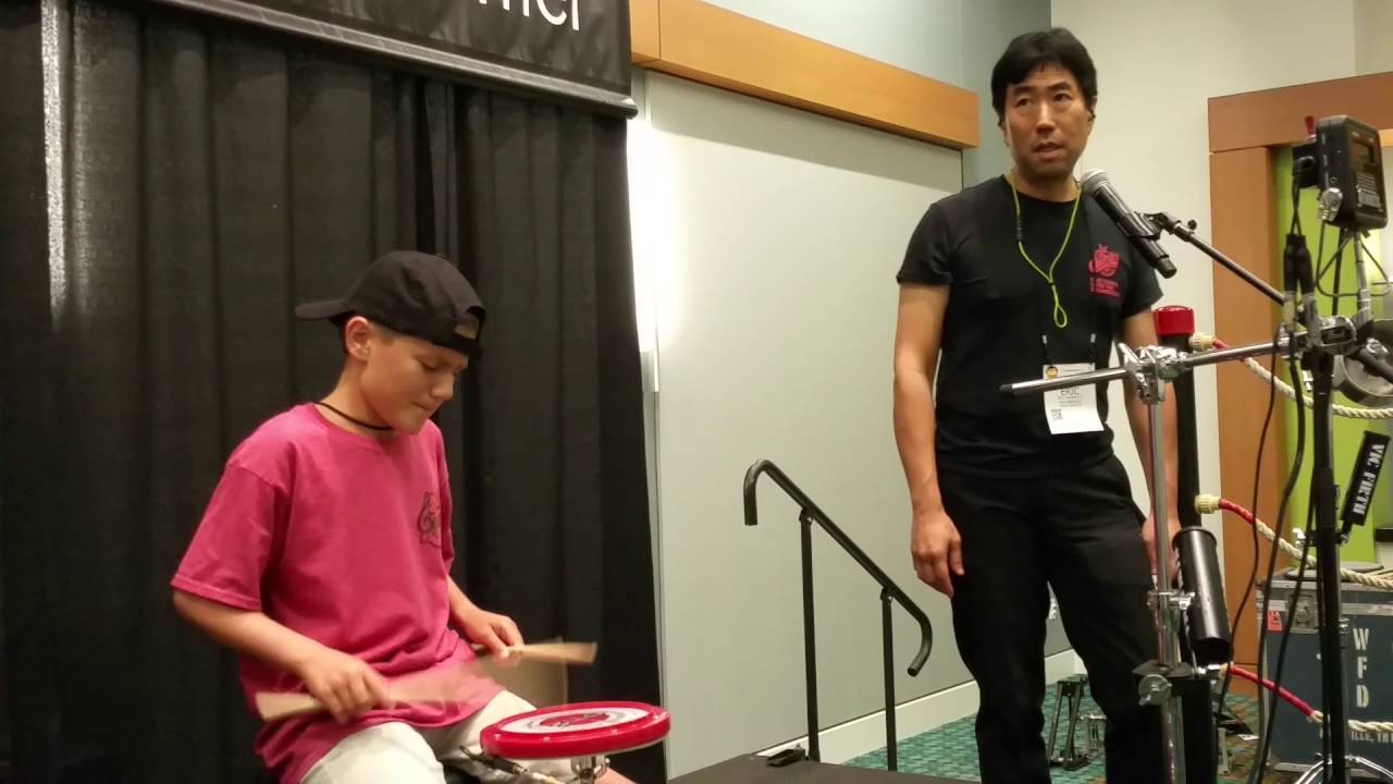 Qualifying for the World's Fastest Drummer finals at Summer NAMM 2016 ...