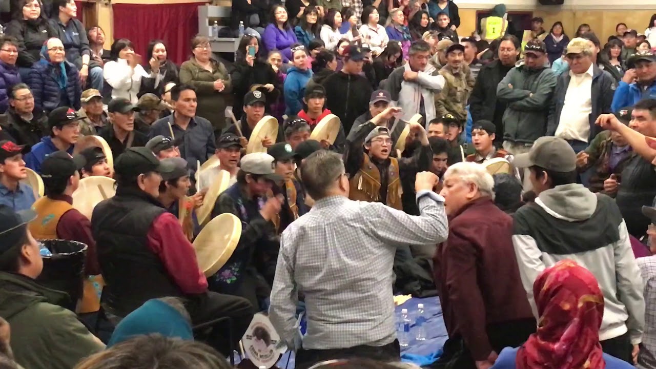 Behchoko handgames 17 - YouTube