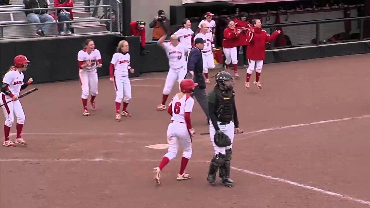Green Bay at Wisconsin - Softball Highlights - YouTube