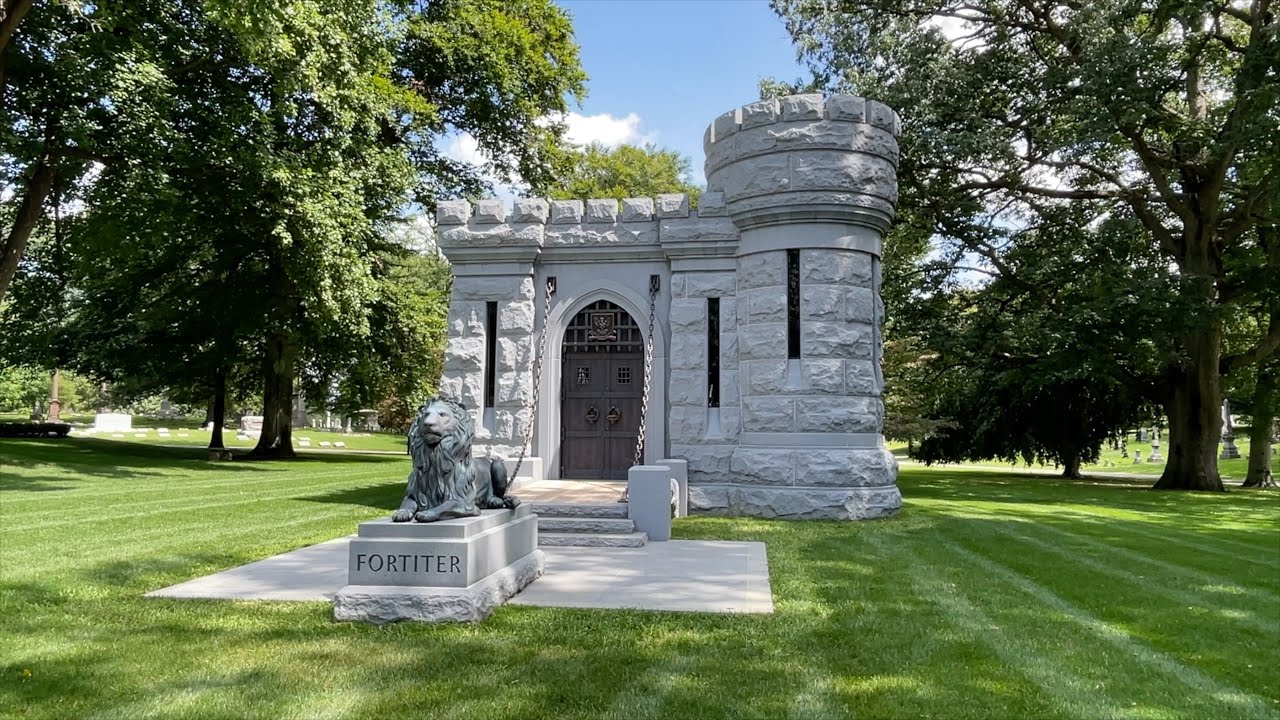 10 Unusual Indiana Graves (Part 2) - YouTube