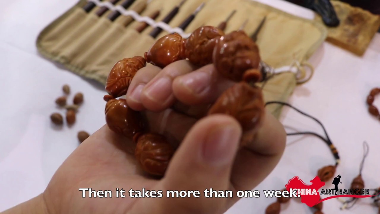 Amazing Chinese Art- Olive Pits Carving by A Professional Pits Carver ...
