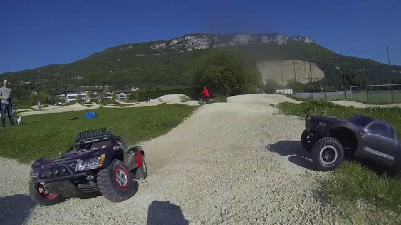 2X slash 2wd - YouTube