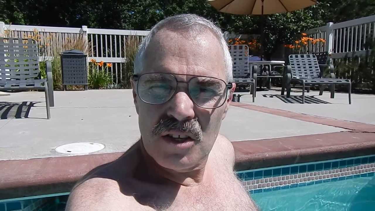 Martin J. Grumet's July 7, 2013 swimming pool test of the video Nikon ...