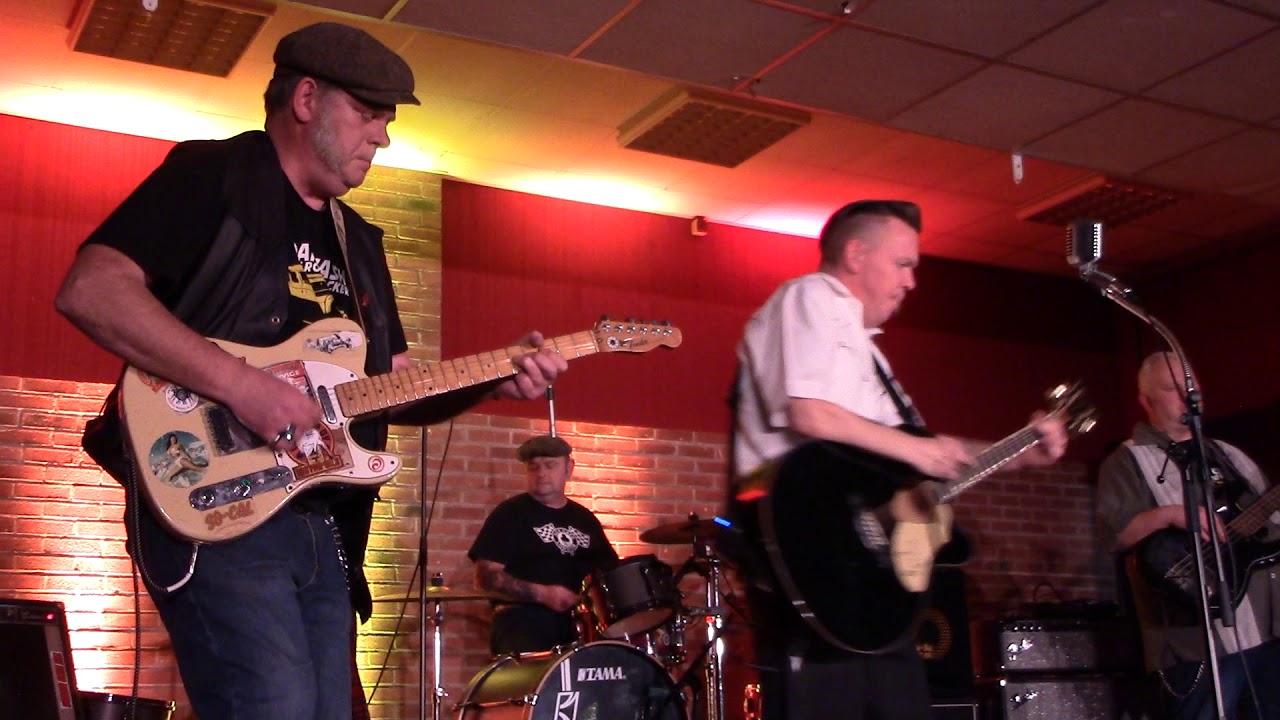 dan cash and the road rockers - YouTube