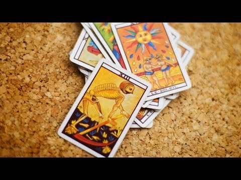 What Is Tarot Reading? | Psychic Abilities