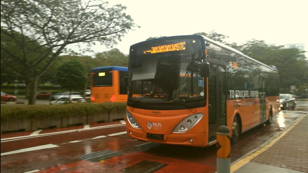 NUS ISB: [PC4068Z] On Service BTC Arriving LT27 Bus Stop Along Lower ...