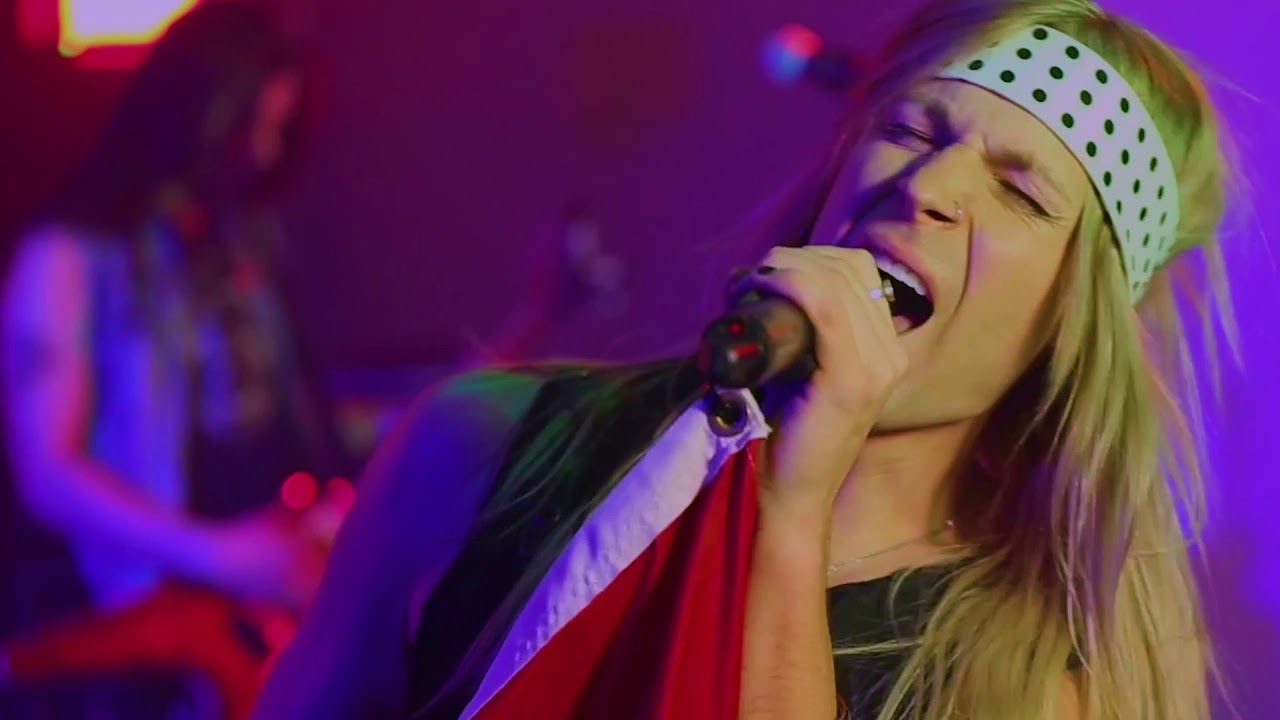 Löve Razër - Too Hot To Handle (Official Music Video) - YouTube