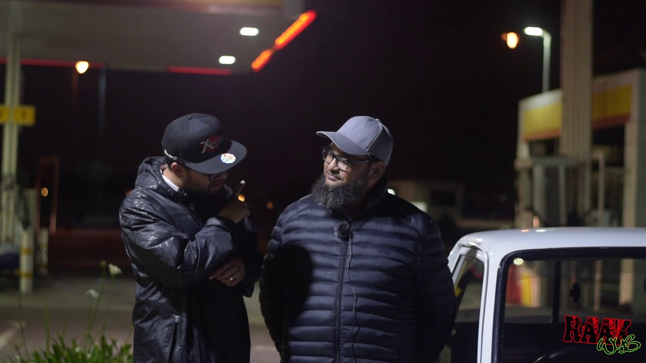 SALIE TOEFY SLEEPER ISUZU PICKUP - YouTube