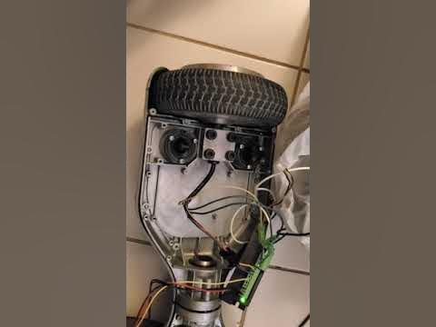 Hoverboard motor running on controller with hall sensors. - YouTube