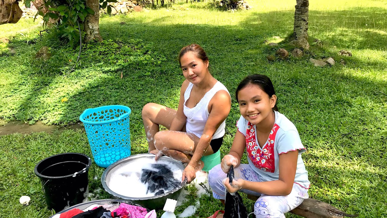LIFE IN PROVINCE | FREE RANGE CHICKEN |LABA W/ LOVIE - YouTube