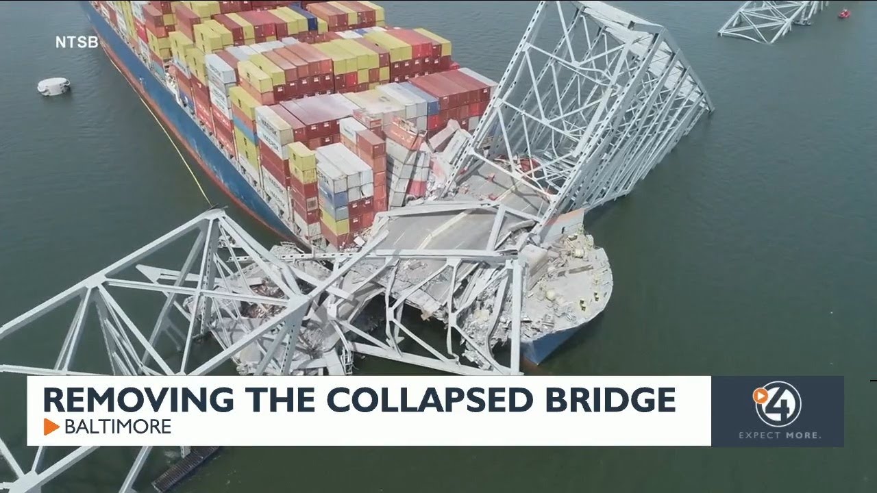 Removing the collapsed bridge in Baltimore - YouTube