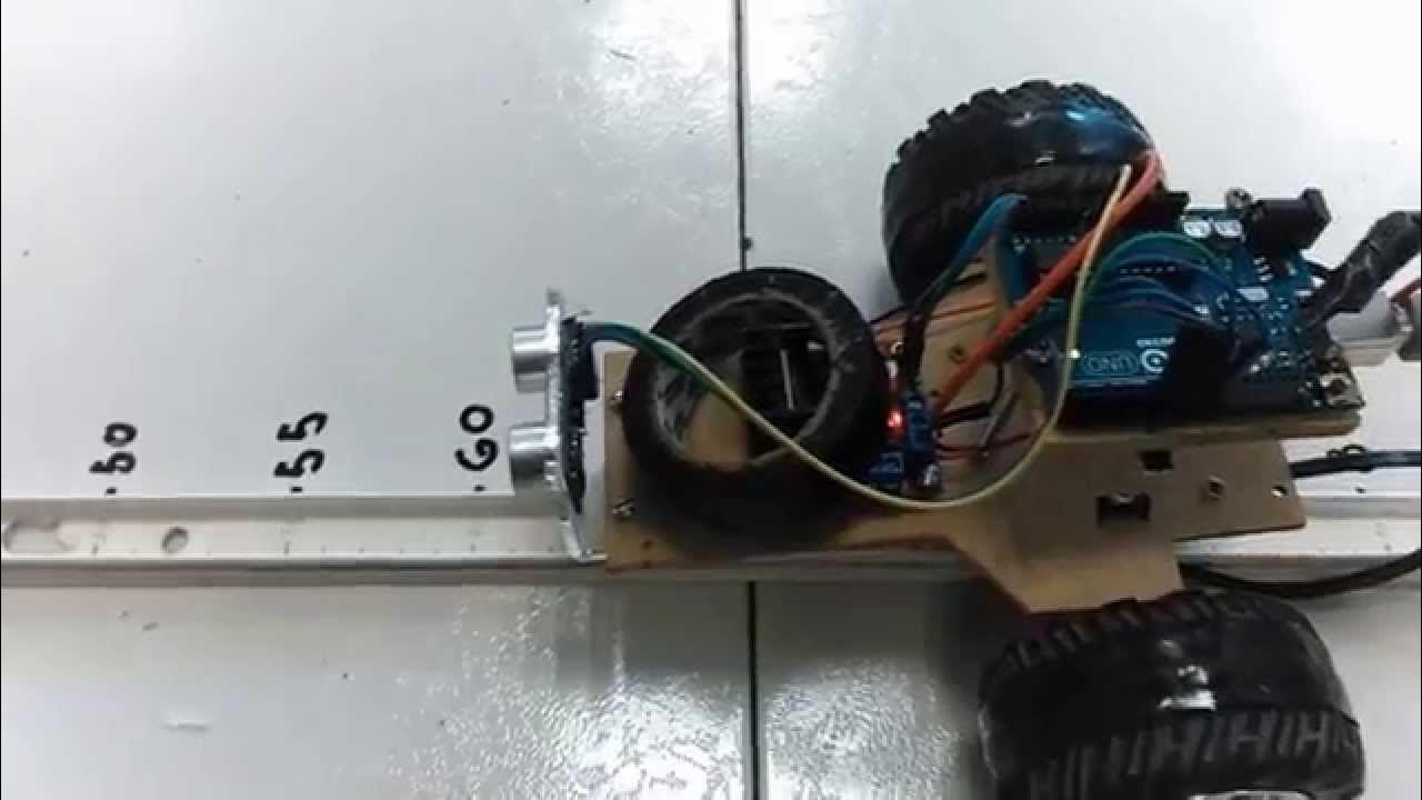 CONTROL DE DISTANCIA CON PID - YouTube