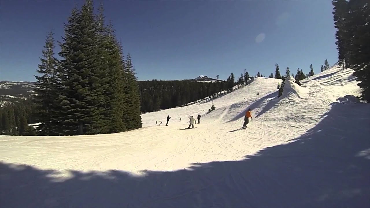 SnowBoarding China Peak Ski Resort - YouTube