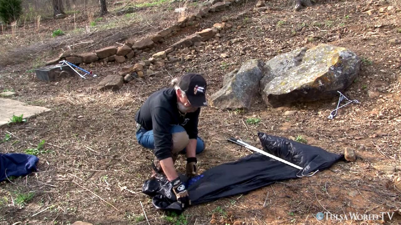 Catching and Bagging a 6-foot Rattlesnake, the 2020 update - YouTube