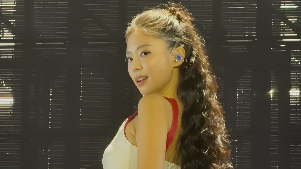 BLACKPINK Paris Deadline Tour Day 2 🔥 Jump + Jennie Solo + Kick It ...